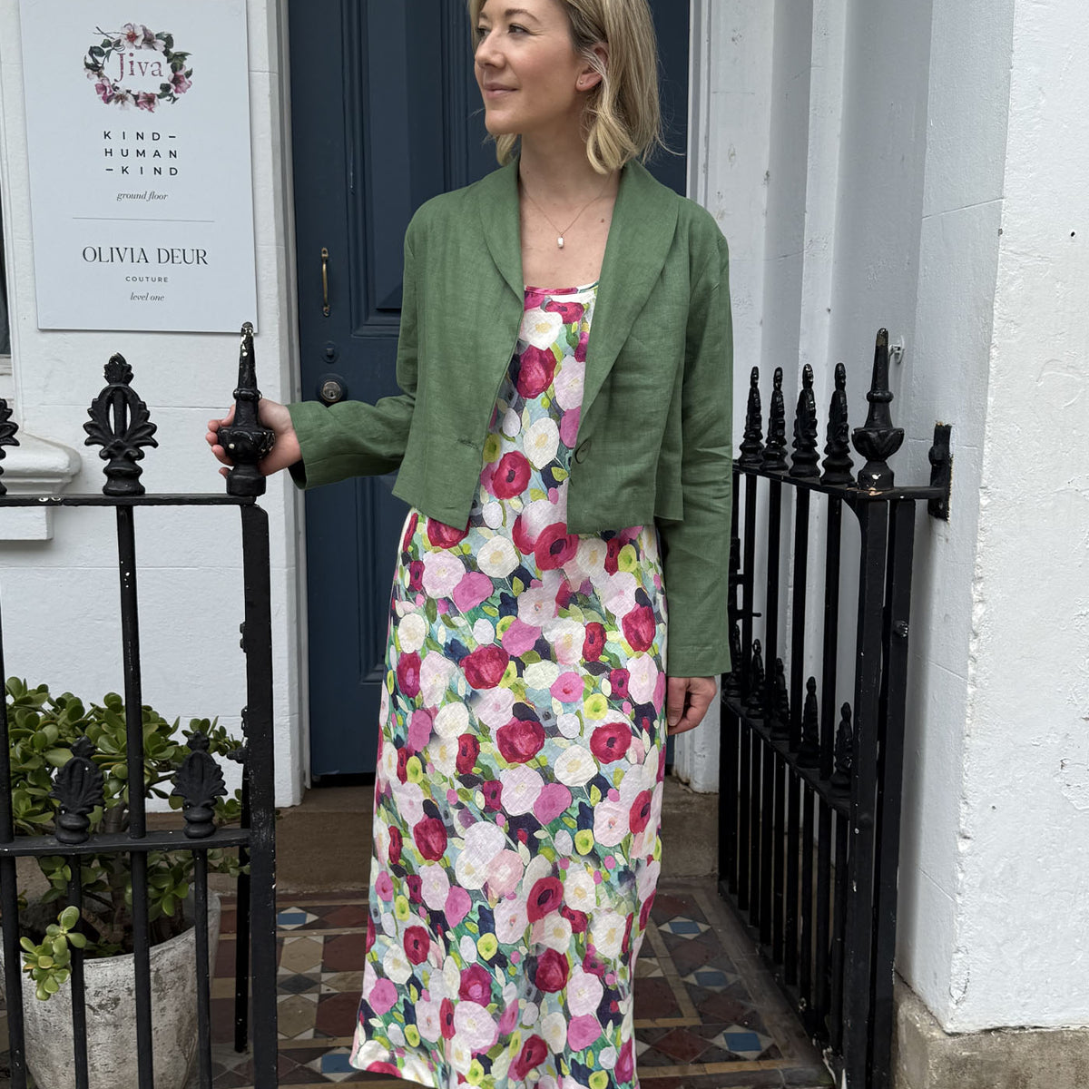 Jiva Linen Catherine Crop Jacket - Kelly Green – Jiva Clothing